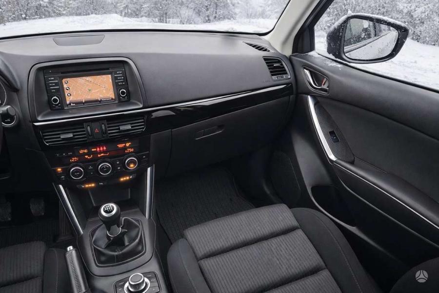 Grey Mazda CX-5 2013 in Siauliai, with an engine capacity of 2.19 L and mileage of 250 thousand km for 2800 €, photo 13 on AUTOMOTO.COM.LV