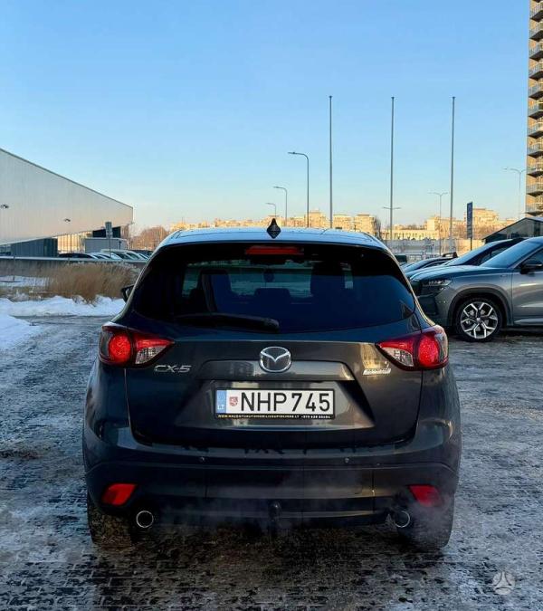 Grey Mazda CX-5 2013 in Vilnius, with an engine capacity of 2.19 L and mileage of 250 thousand km for 3900 €, photo 8 on AUTOMOTO.COM.LV