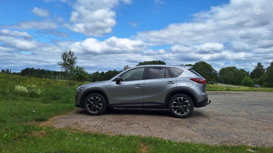 Grey Mazda CX-5 2013 in Kaunas, with an engine capacity of 2.20 L and mileage of 182 thousand km for 6900 €, photo 2 on AUTOMOTO.COM.LV