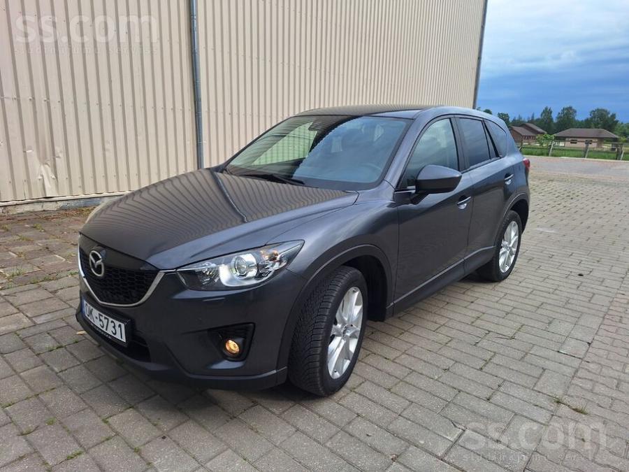 Grey Mazda CX-5 2013 in Saldus, with an engine capacity of 2.20 L and mileage of 315 thousand km for 5950 €, photo 1 on AUTOMOTO.COM.LV
