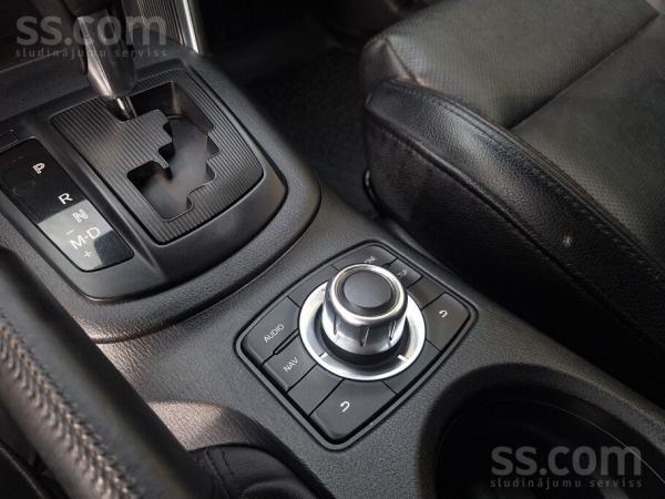 Grey Mazda CX-5 2013 in Saldus, with an engine capacity of 2.20 L and mileage of 315 thousand km for 5950 €, photo 9 on AUTOMOTO.COM.LV