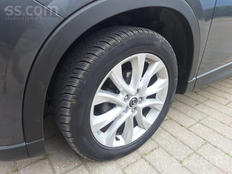 Grey Mazda CX-5 2013 in Saldus, with an engine capacity of 2.20 L and mileage of 315 thousand km for 5950 €, photo 17 on AUTOMOTO.COM.LV