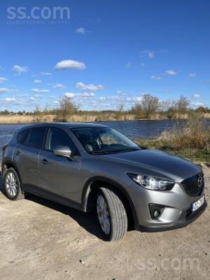 Grey Mazda CX-5 2013 in Jelgava, with an engine capacity of 2.20 L and mileage of 182 thousand km for 8555 €, photo 3 on AUTOMOTO.COM.LV