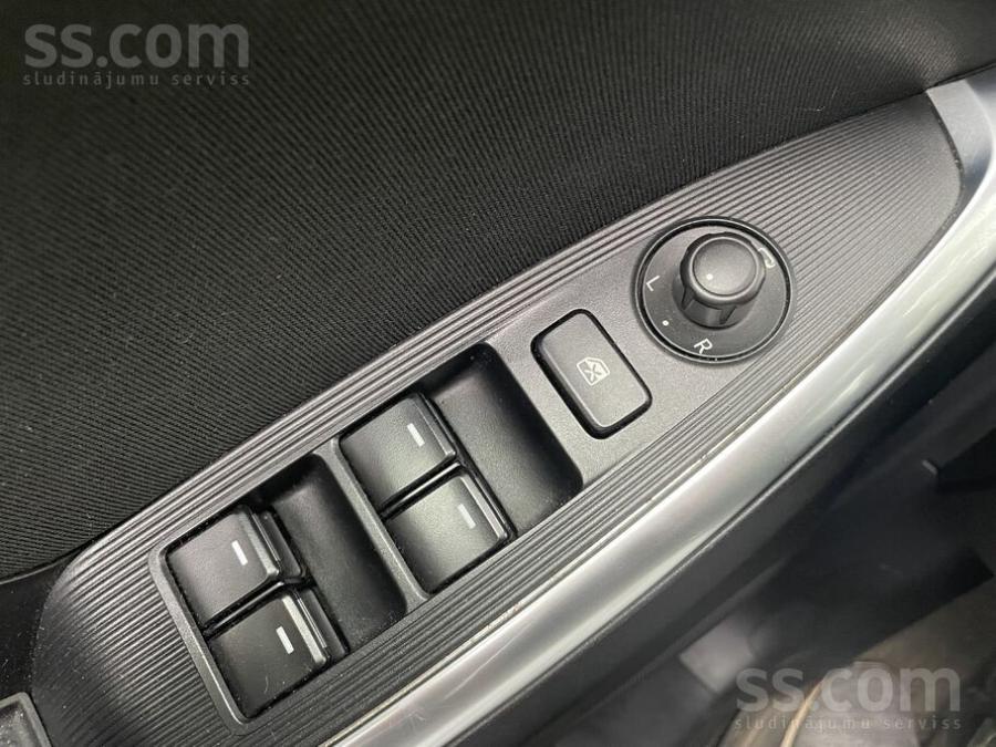 Pelēks Mazda CX-5 2013 Ogre, ar dzinēja tilpumu 2.20 L un nobraukumu 285 tūkst. km par 8000 €, foto 10 vietnē AUTOMOTO.COM.LV