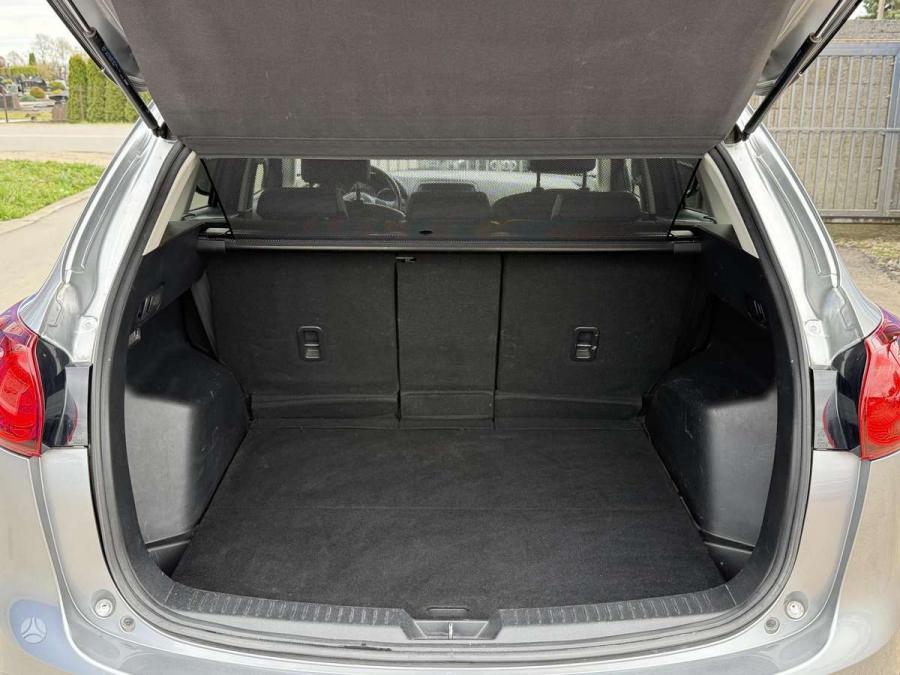 Pelēks Mazda CX-5 2013 Tauragė, ar dzinēja tilpumu 2.19 L un nobraukumu 178 tūkst. km par 5800 €, foto 23 vietnē AUTOMOTO.COM.LV
