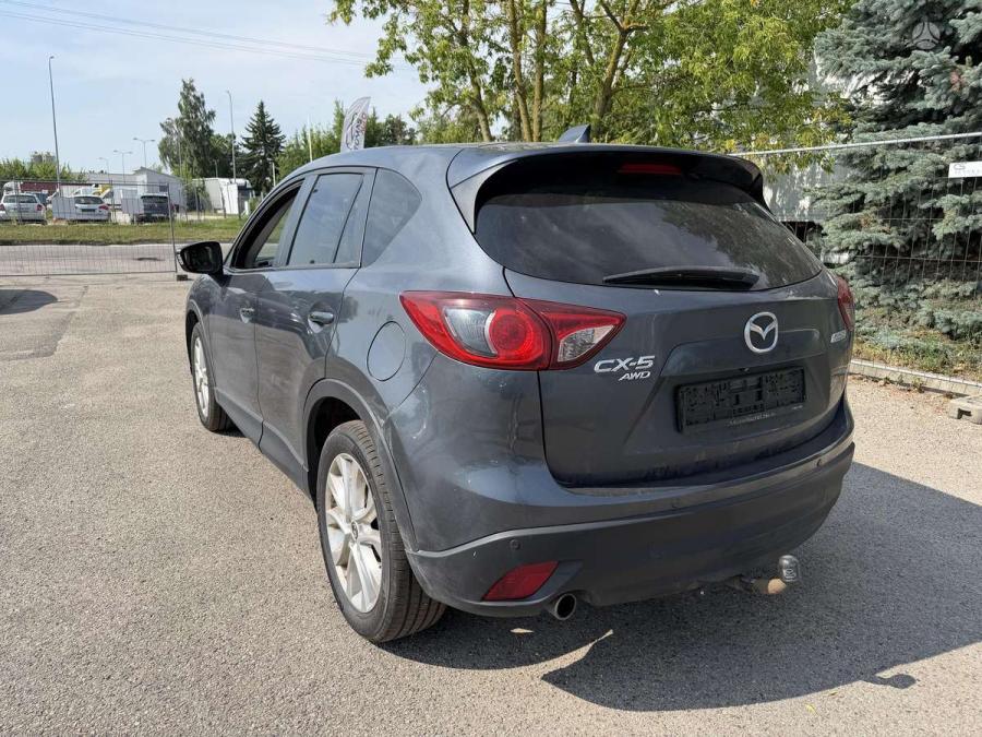 Pelēks Mazda CX-5 2013 Marijampole, ar dzinēja tilpumu 2.19 L un nobraukumu 234 tūkst. km par 4550 €, foto 7 vietnē AUTOMOTO.COM.LV