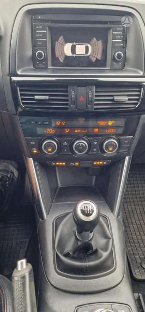 Pelēks Mazda CX-5 2013 Telšiai, ar dzinēja tilpumu 2.19 L un nobraukumu 296 tūkst. km par 6250 €, foto 18 vietnē AUTOMOTO.COM.LV
