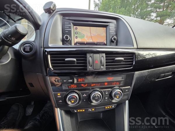 Grey Mazda CX-5 2013 in Kuldiga, with an engine capacity of 2.00 L and mileage of 255 thousand km for 8400 €, photo 9 on AUTOMOTO.COM.LV