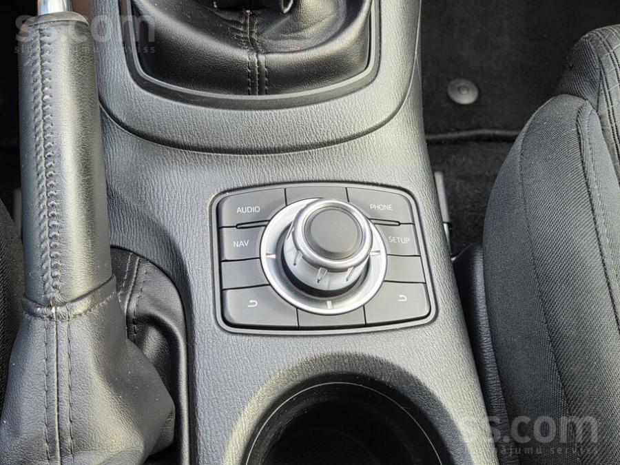 Pelēks Mazda CX-5 2013 Kuldīga, ar dzinēja tilpumu 2.00 L un nobraukumu 255 tūkst. km par 8400 €, foto 5 vietnē AUTOMOTO.COM.LV