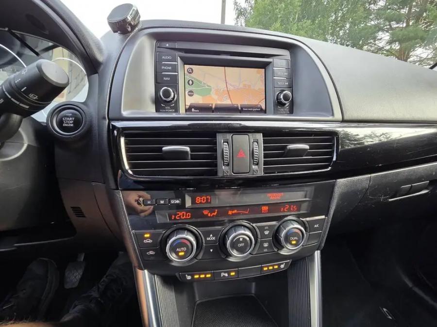 Pelēks Mazda CX-5 2013 Kuldīga, ar dzinēja tilpumu 2.00 L un nobraukumu 255 tūkst. km par 8400 €, foto 10 vietnē AUTOMOTO.COM.LV