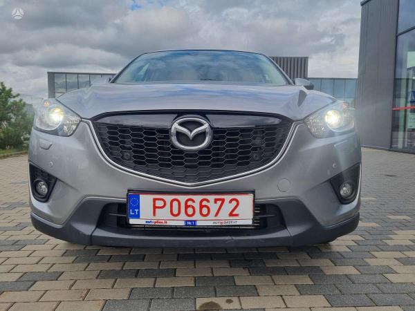 Grey Mazda CX-5 2013 in Siauliai, with an engine capacity of 2.19 L and mileage of 207 thousand km for 5600 €, photo 4 on AUTOMOTO.COM.LV
