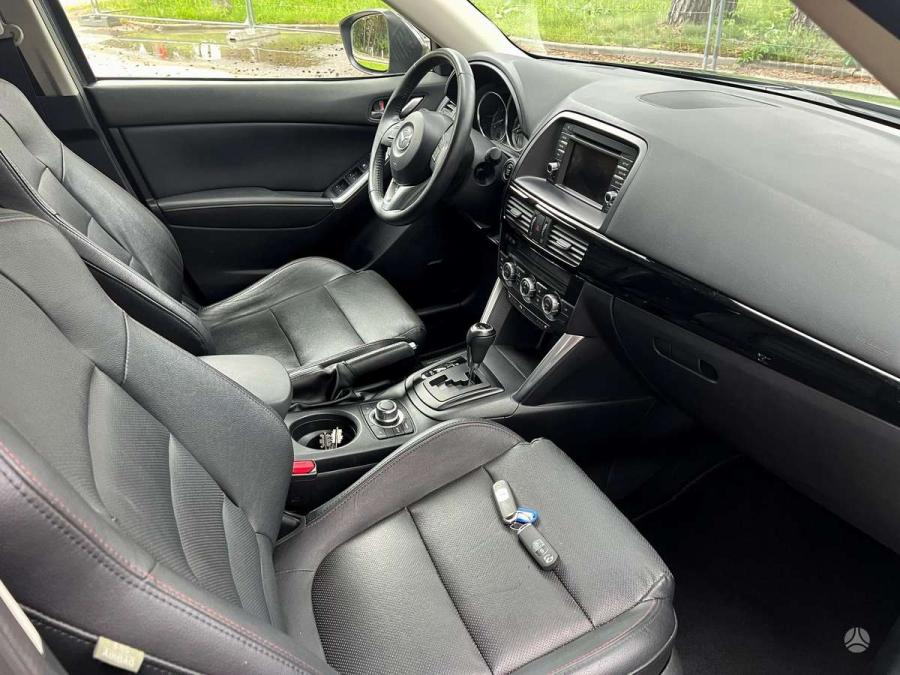 Grey Mazda CX-5 2013 in Vilnius, with an engine capacity of 2.20 L and mileage of 185 thousand km for 7400 €, photo 9 on AUTOMOTO.COM.LV