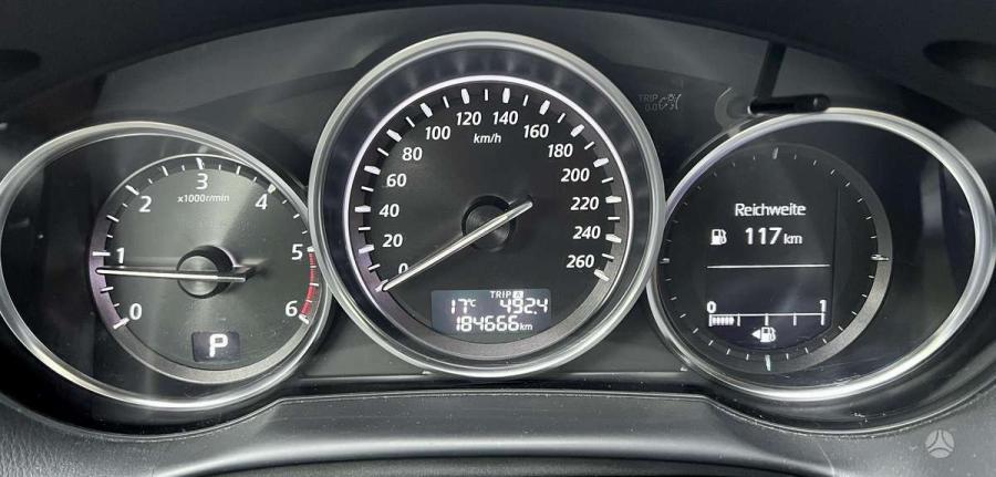 Grey Mazda CX-5 2013 in Vilnius, with an engine capacity of 2.20 L and mileage of 185 thousand km for 7400 €, photo 12 on AUTOMOTO.COM.LV