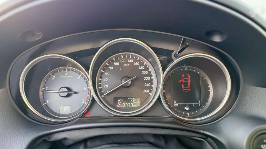 Pelēks Mazda CX-5 2013 Telšiai, ar dzinēja tilpumu 2.19 L un nobraukumu 211 tūkst. km par 8300 €, foto 18 vietnē AUTOMOTO.COM.LV
