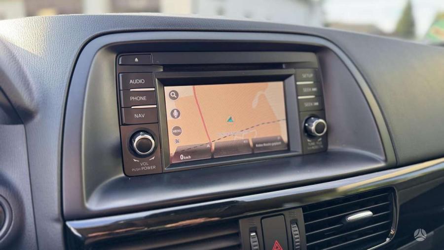 Pelēks Mazda CX-5 2013 Telšiai, ar dzinēja tilpumu 2.19 L un nobraukumu 211 tūkst. km par 8300 €, foto 19 vietnē AUTOMOTO.COM.LV