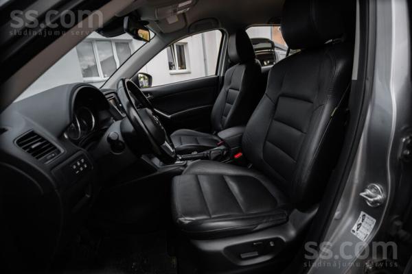 Mazda CX-5 2013 Jelgava vietnē Pelēks Mazda CX-5 2013 Jelgava, ar dzinēja tilpumu 2.20 L un nobraukumu 237 tūkst. km par 6500 €, foto 8 vietnē AUTOMOTO.COM.LV