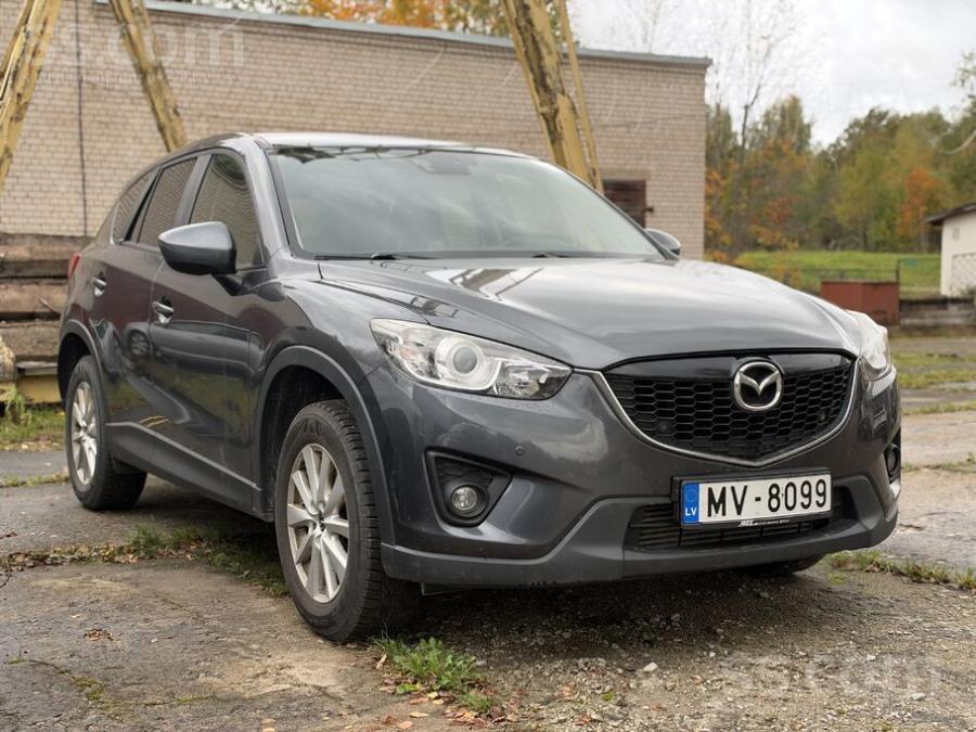 Grey Mazda CX-5 2013 in Valmiera, with an engine capacity of 2.20 L and mileage of 230 thousand km for 2750 €, photo 1 on AUTOMOTO.COM.LV
