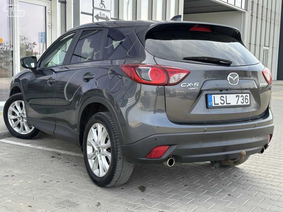 Pelēks Mazda CX-5 2014 Viļņa, ar dzinēja tilpumu 2.20 L un nobraukumu 252 tūkst. km par 7000 €, foto 5 vietnē AUTOMOTO.COM.LV