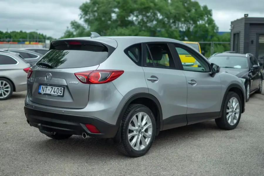 Pelēks Mazda CX-5 2014 Liepāja, ar dzinēja tilpumu 2.20 L un nobraukumu 192 tūkst. km par 11450 €, foto 5 vietnē AUTOMOTO.COM.LV