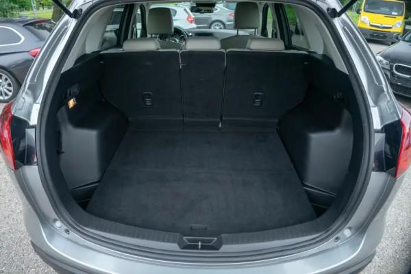 Pelēks Mazda CX-5 2014 Liepāja, ar dzinēja tilpumu 2.20 L un nobraukumu 192 tūkst. km par 11450 €, foto 10 vietnē AUTOMOTO.COM.LV