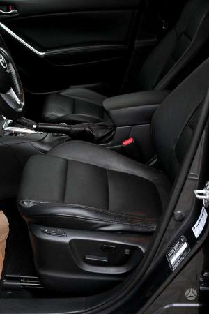 Pelēks Mazda CX-5 2014 Kretinga, ar dzinēja tilpumu 2.19 L un nobraukumu 231 tūkst. km par 8299 €, foto 19 vietnē AUTOMOTO.COM.LV