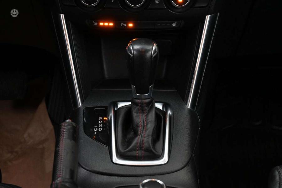 Pelēks Mazda CX-5 2014 Kretinga, ar dzinēja tilpumu 2.19 L un nobraukumu 231 tūkst. km par 8299 €, foto 32 vietnē AUTOMOTO.COM.LV
