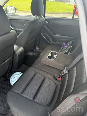 Pelēks Mazda CX-5 2014 Cēsis, ar dzinēja tilpumu 2.20 L un nobraukumu 272 tūkst. km par 7499 €, foto 6 vietnē AUTOMOTO.COM.LV