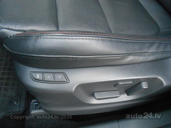 Grey Mazda CX-5 2014 in Viljandi, with an engine capacity of 2.20 L and mileage of 228 thousand km for 8790 €, photo 10 on AUTOMOTO.COM.LV