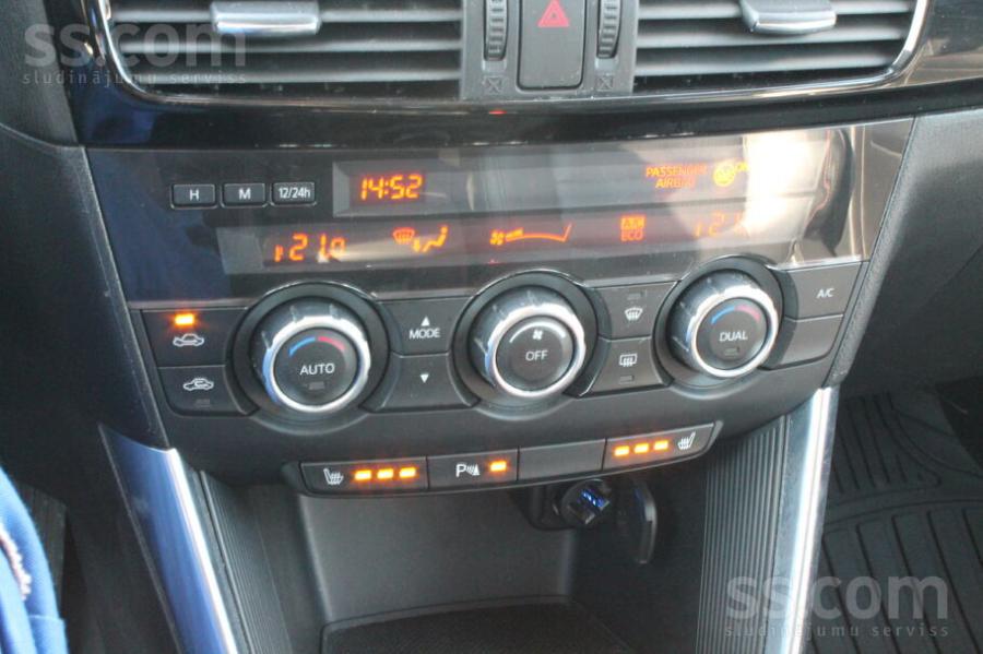 Pelēks Mazda CX-5 2014 Daugavpils, ar dzinēja tilpumu 2.20 L un nobraukumu 256 tūkst. km par 7490 €, foto 25 vietnē AUTOMOTO.COM.LV