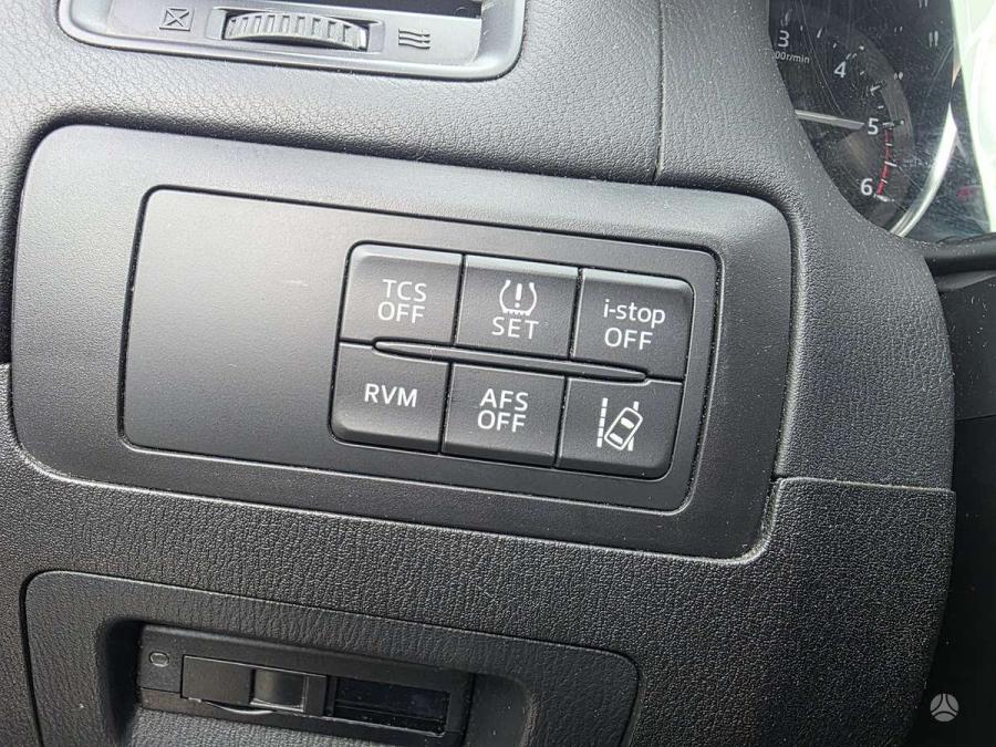 Grey Mazda CX-5 2014 in Marijampole, with an engine capacity of 2.19 L and mileage of 264 thousand km for 5200 €, photo 17 on AUTOMOTO.COM.LV