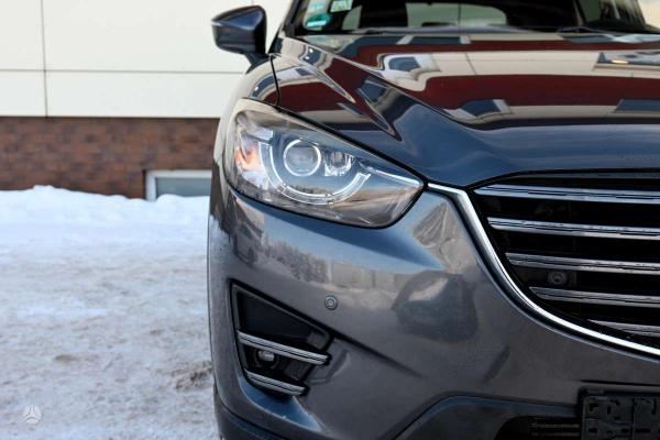 Grey Mazda CX-5 2015 in Kretinga, with an engine capacity of 2.19 L and mileage of 235 thousand km for 8999 €, photo 5 on AUTOMOTO.COM.LV