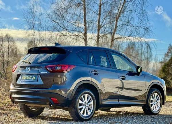 Pelēks Mazda CX-5 2015 Šauļi, ar dzinēja tilpumu 2.19 L un nobraukumu 244 tūkst. km par 8750 €, foto 4 vietnē AUTOMOTO.COM.LV