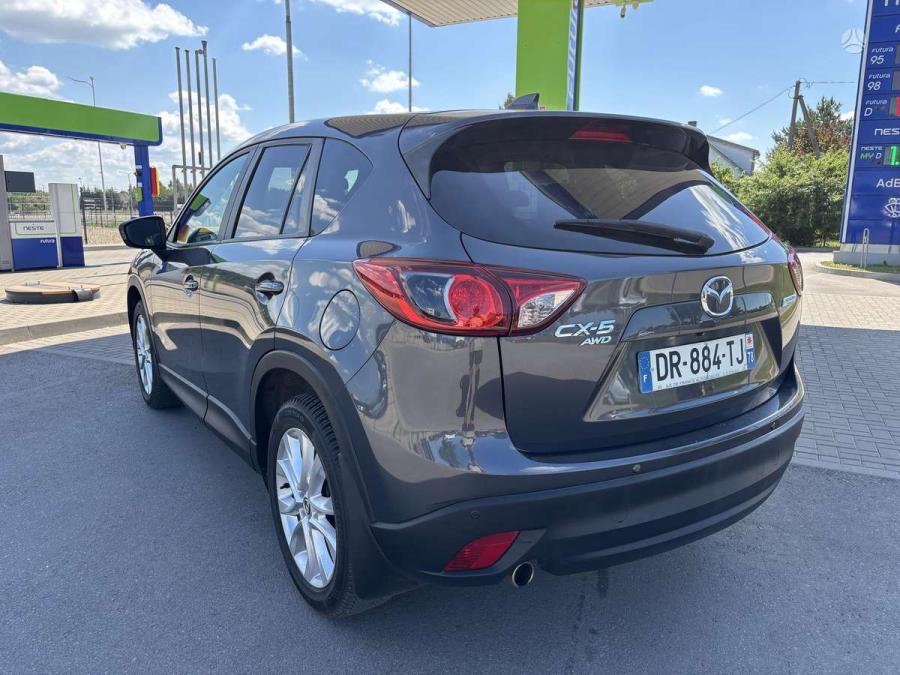 Pelēks Mazda CX-5 2015 Tauragė, ar dzinēja tilpumu 2.19 L un nobraukumu 120 tūkst. km par 7300 €, foto 5 vietnē AUTOMOTO.COM.LV
