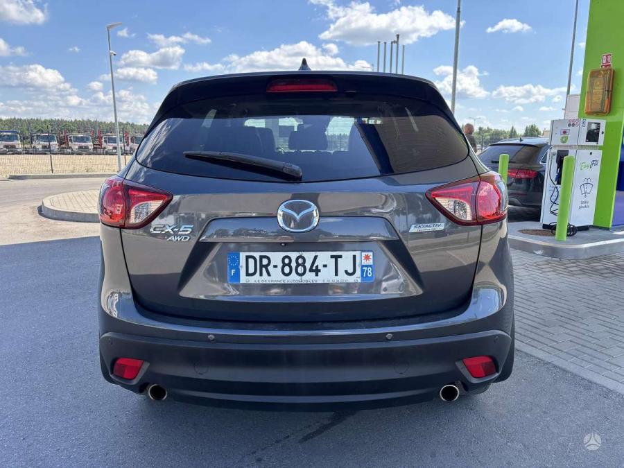 Pelēks Mazda CX-5 2015 Tauragė, ar dzinēja tilpumu 2.19 L un nobraukumu 120 tūkst. km par 7300 €, foto 9 vietnē AUTOMOTO.COM.LV