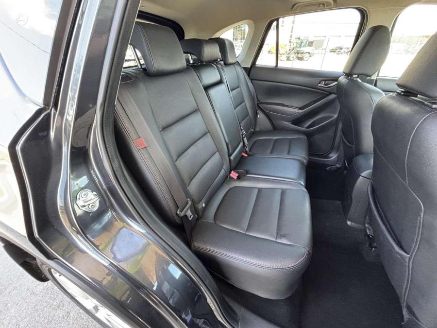 Pelēks Mazda CX-5 2015 Tauragė, ar dzinēja tilpumu 2.19 L un nobraukumu 120 tūkst. km par 7300 €, foto 13 vietnē AUTOMOTO.COM.LV