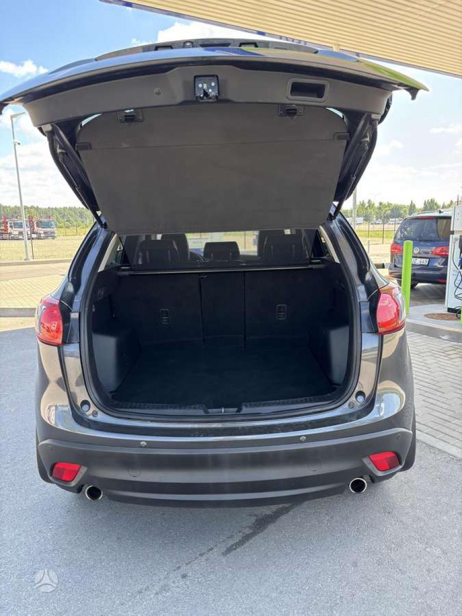 Pelēks Mazda CX-5 2015 Tauragė, ar dzinēja tilpumu 2.19 L un nobraukumu 120 tūkst. km par 7300 €, foto 15 vietnē AUTOMOTO.COM.LV