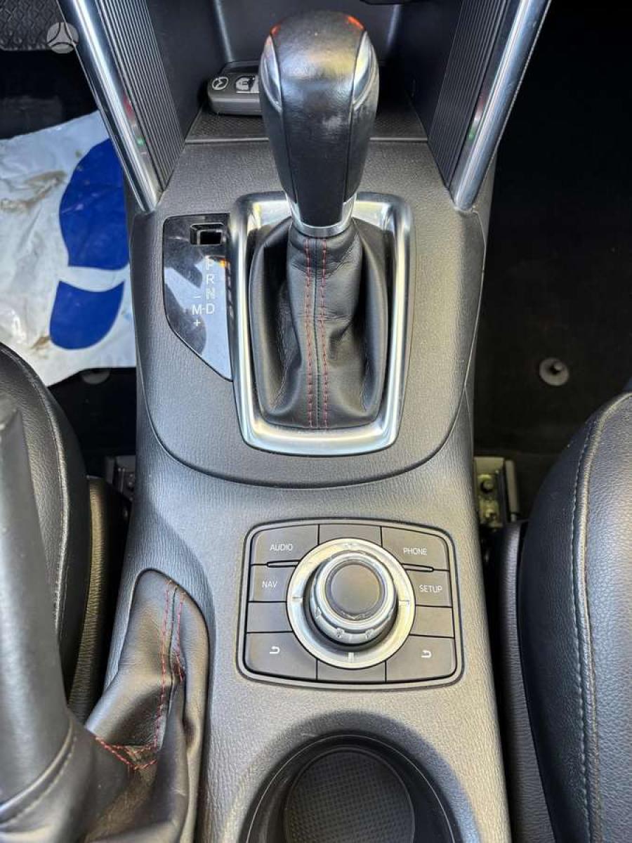 Pelēks Mazda CX-5 2015 Tauragė, ar dzinēja tilpumu 2.19 L un nobraukumu 120 tūkst. km par 7300 €, foto 22 vietnē AUTOMOTO.COM.LV
