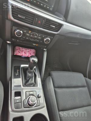Pelēks Mazda CX-5 2015 Rīga, ar dzinēja tilpumu 2.20 L un nobraukumu 300 tūkst. km par 8200 €, foto 4 vietnē AUTOMOTO.COM.LV
