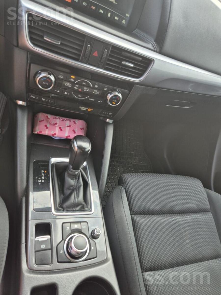 Pelēks Mazda CX-5 2015 Rīga, ar dzinēja tilpumu 2.20 L un nobraukumu 300 tūkst. km par 8200 €, foto 4 vietnē AUTOMOTO.COM.LV