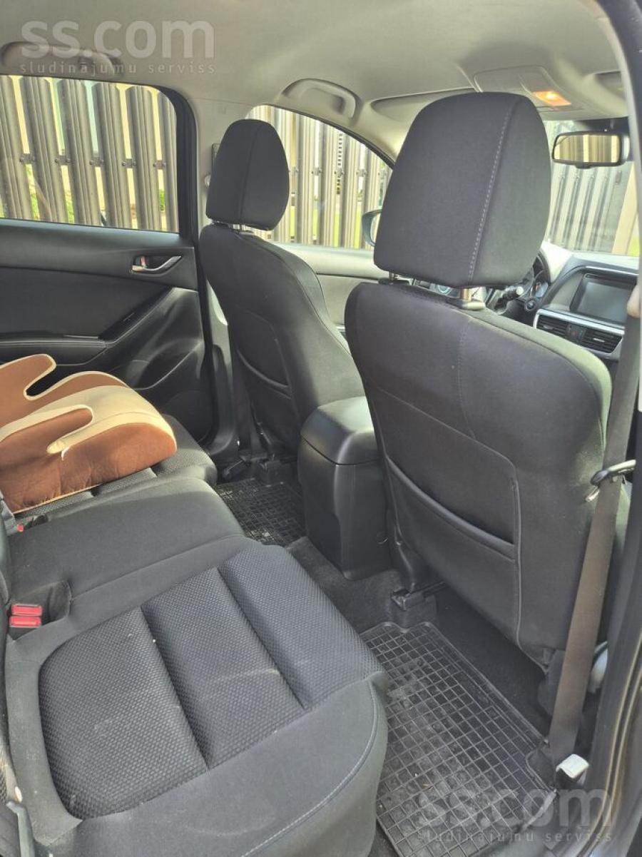 Pelēks Mazda CX-5 2015 Rīga, ar dzinēja tilpumu 2.20 L un nobraukumu 300 tūkst. km par 8200 €, foto 11 vietnē AUTOMOTO.COM.LV