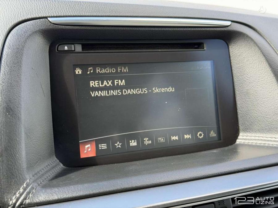 Grey Mazda CX-5 2015 in Taurage, with an engine capacity of 2.20 L and mileage of 200 thousand km for 8600 €, photo 16 on AUTOMOTO.COM.LV