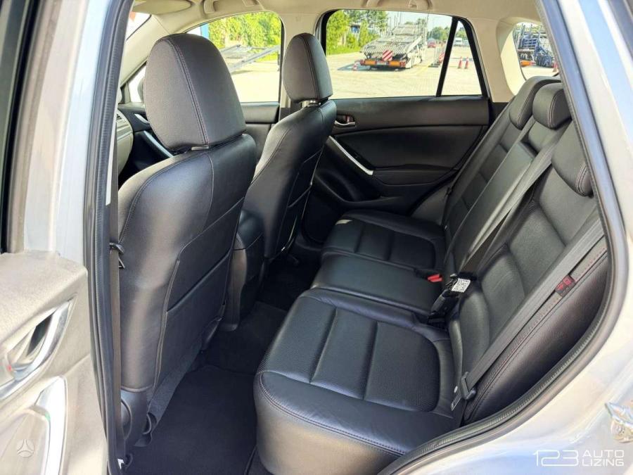 Pelēks Mazda CX-5 2015 Tauragė, ar dzinēja tilpumu 2.20 L un nobraukumu 219 tūkst. km par 7300 €, foto 14 vietnē AUTOMOTO.COM.LV