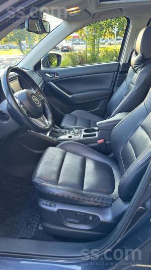Grey Mazda CX-5 2015 in Riga, with an engine capacity of 2.20 L and mileage of 198 thousand km for 9400 €, photo 9 on AUTOMOTO.COM.LV