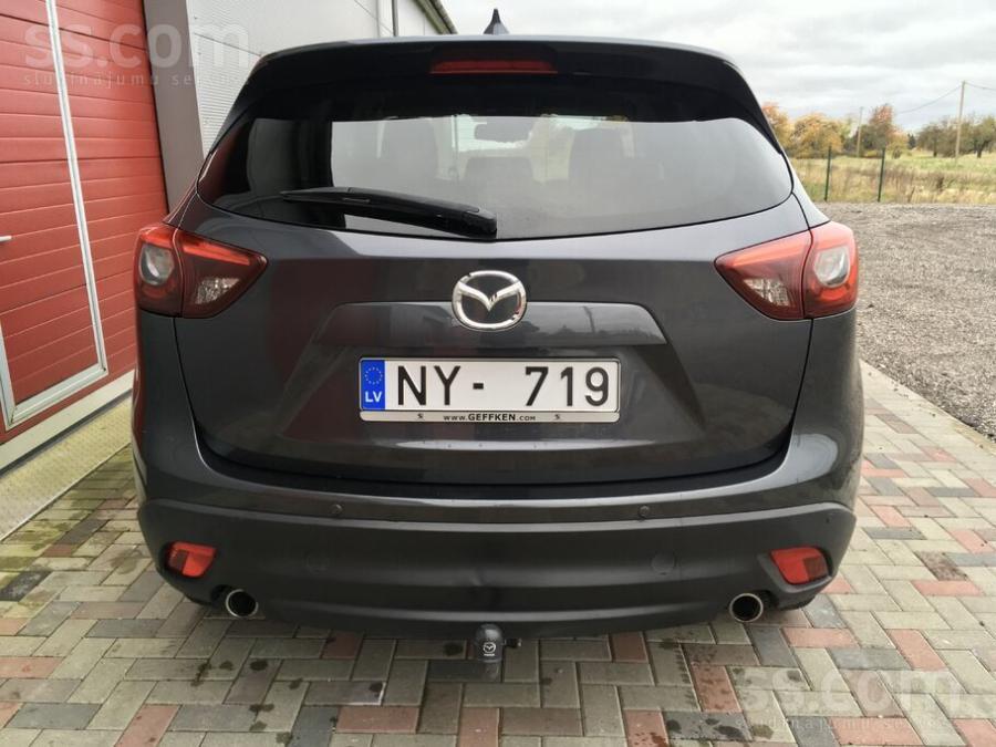 Pelēks Mazda CX-5 2016 Talsi, ar dzinēja tilpumu 2.20 L un nobraukumu 0 tūkst. km par 10500 €, foto 5 vietnē AUTOMOTO.COM.LV