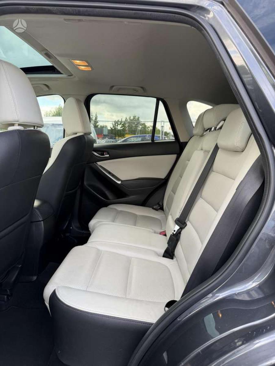 Pelēks Mazda CX-5 2016 Panevēža, ar dzinēja tilpumu 2.19 L un nobraukumu 172 tūkst. km par 10500 €, foto 10 vietnē AUTOMOTO.COM.LV