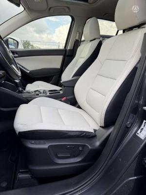 Pelēks Mazda CX-5 2016 Panevēža, ar dzinēja tilpumu 2.19 L un nobraukumu 172 tūkst. km par 10500 €, foto 12 vietnē AUTOMOTO.COM.LV