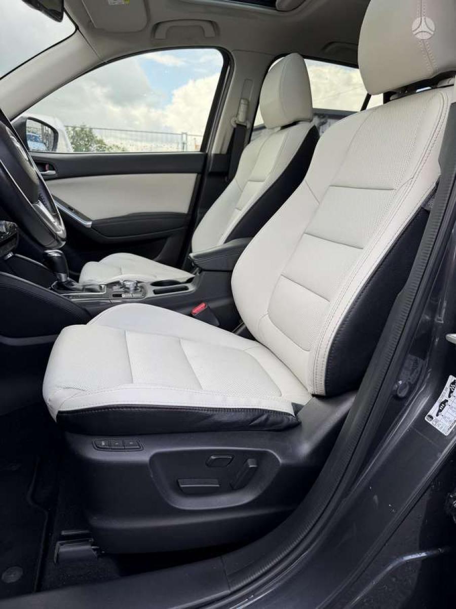 Pelēks Mazda CX-5 2016 Panevēža, ar dzinēja tilpumu 2.19 L un nobraukumu 172 tūkst. km par 10500 €, foto 12 vietnē AUTOMOTO.COM.LV