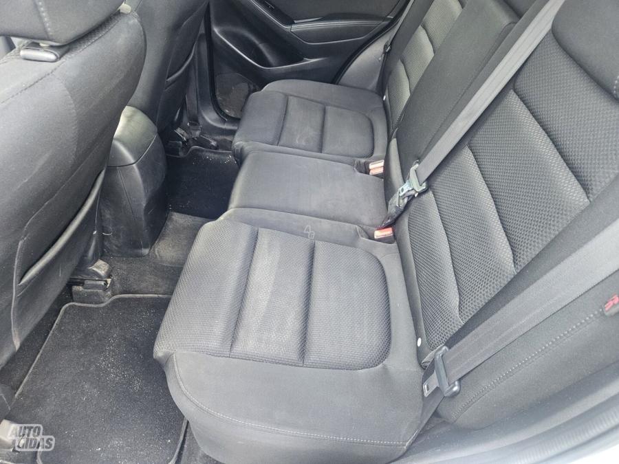 Grey Mazda CX-5 2016 in Jonava, with an engine capacity of 2.20 L and mileage of 286 thousand km for 6700 €, photo 11 on AUTOMOTO.COM.LV