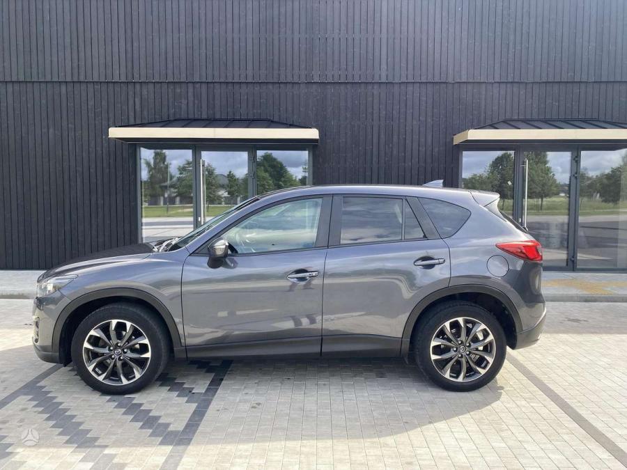 Grey Mazda CX-5 2016 in Siauliai, with an engine capacity of 2.19 L and mileage of 274 thousand km for 7900 €, photo 6 on AUTOMOTO.COM.LV