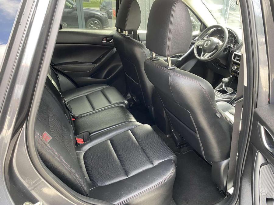 Grey Mazda CX-5 2016 in Siauliai, with an engine capacity of 2.19 L and mileage of 274 thousand km for 7900 €, photo 27 on AUTOMOTO.COM.LV